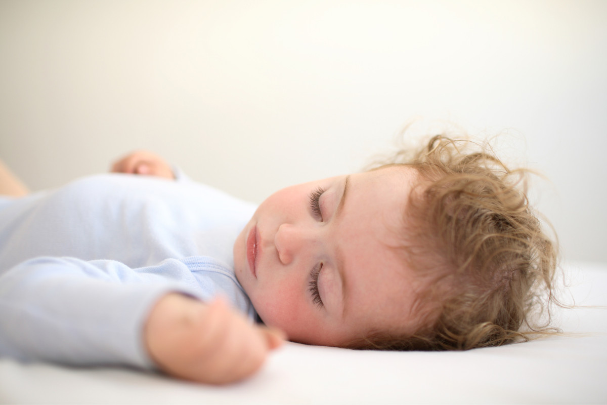 Rast i Razvoj Bebe 10 do 12 Meseci