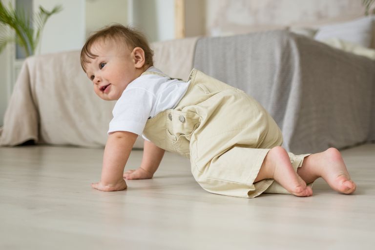 Beba u 9. mesecu - Rast i razvoj bebe