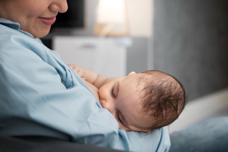Porođaj bez lekova vs. epidural - Prednosti i mane